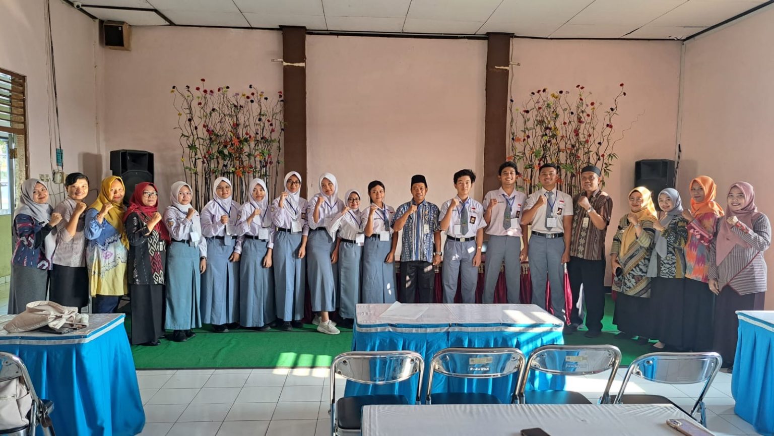 Peserta beserta Pembina OSN SMA N 8 Semarang 2025 – SMA NEGERI 08 SEMARANG