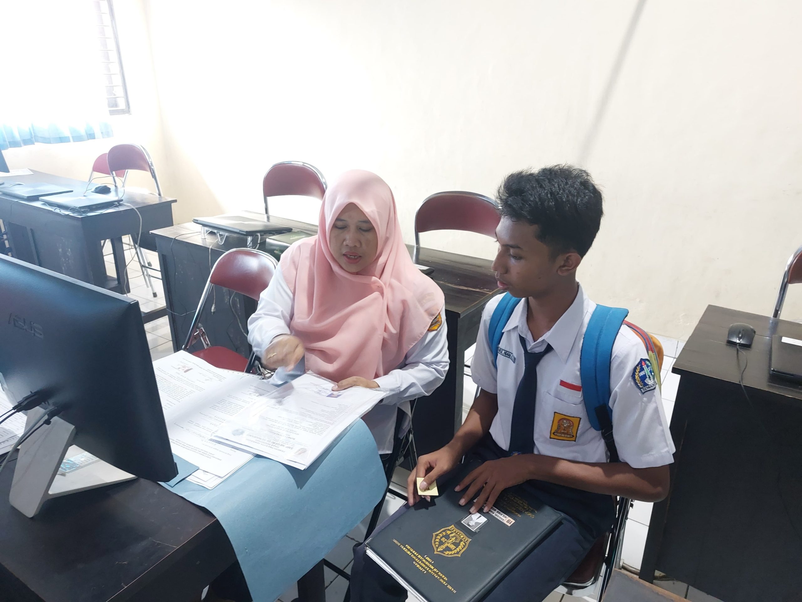 9b1b480c-8dec-4c78-9677-d56094bc25b4 – SMA NEGERI 08 SEMARANG